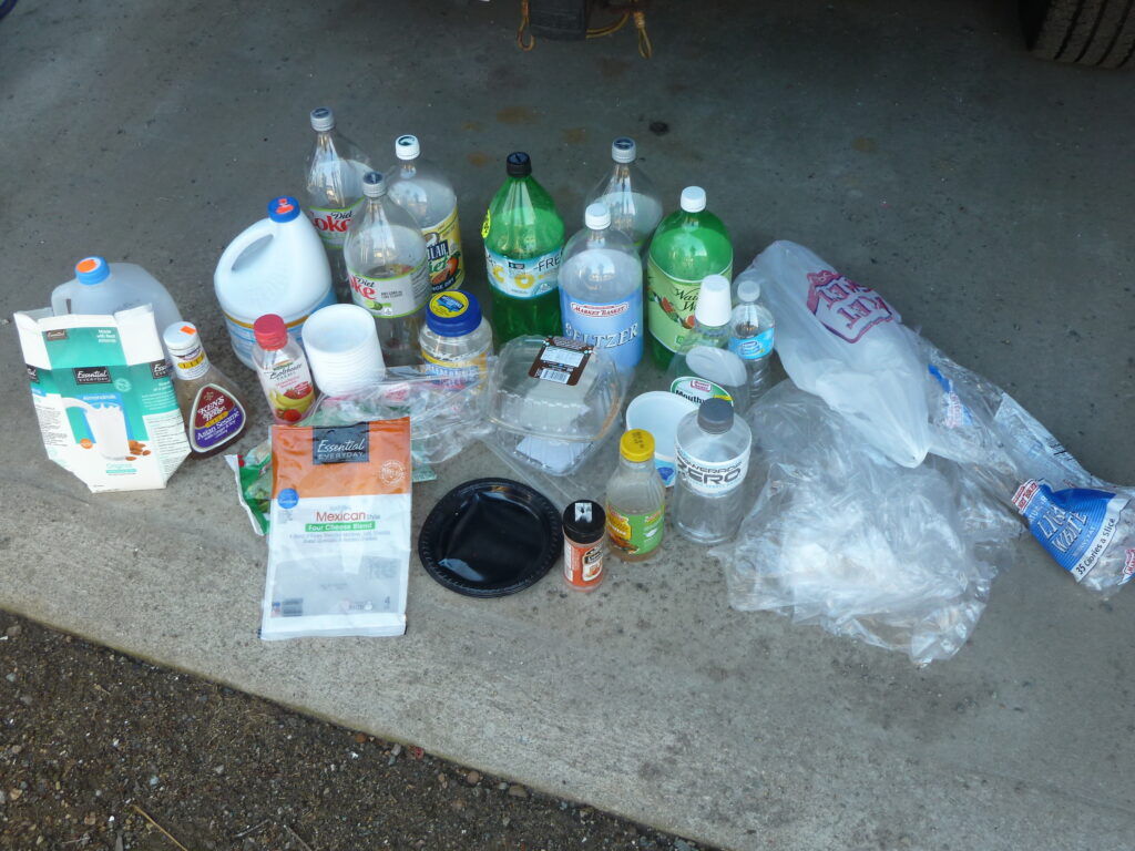 Single use plastic tracking and reduction